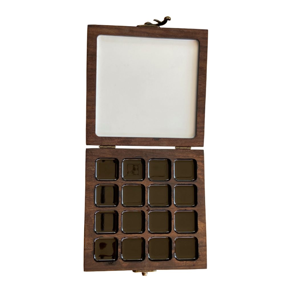 The Square Palette: Shop Now | Aquatone